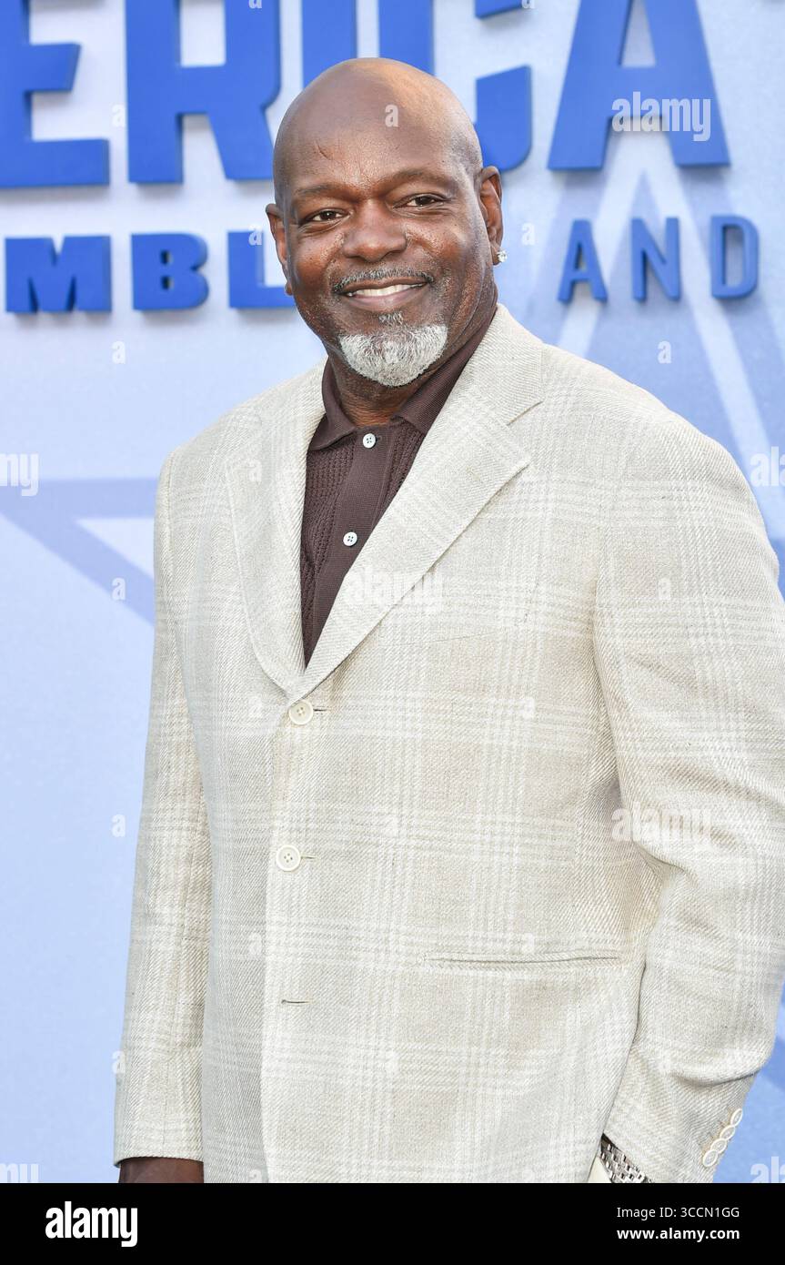 Emmitt Smith arrives at the premiere of "America's Team: The Gambler ...