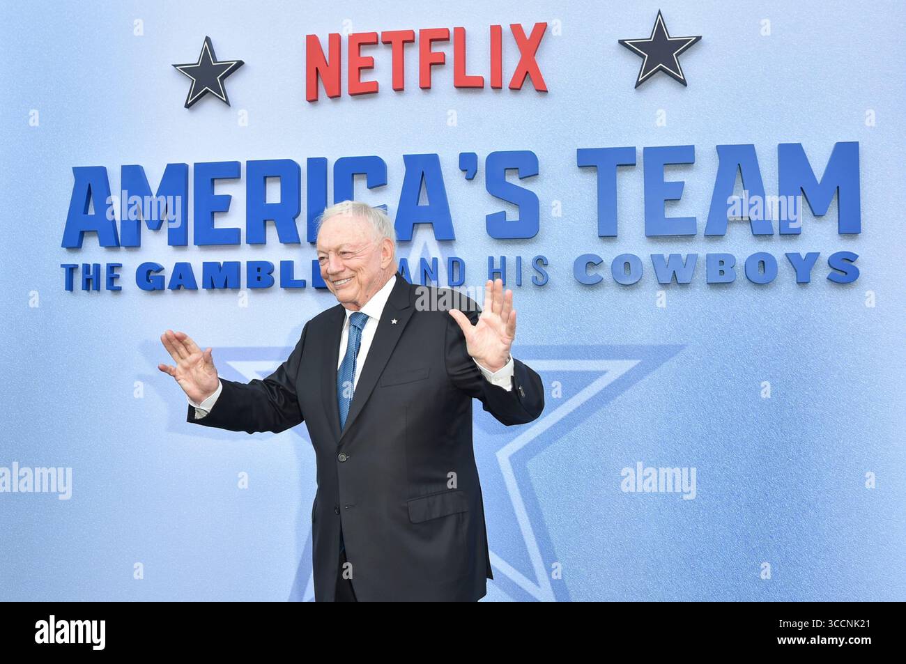Jerry Jones arrives at the premiere of "America's Team: The Gambler and ...