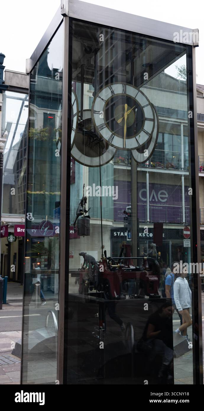 Cardiff uk august 2025 animal hi-res stock photography and images - Alamy