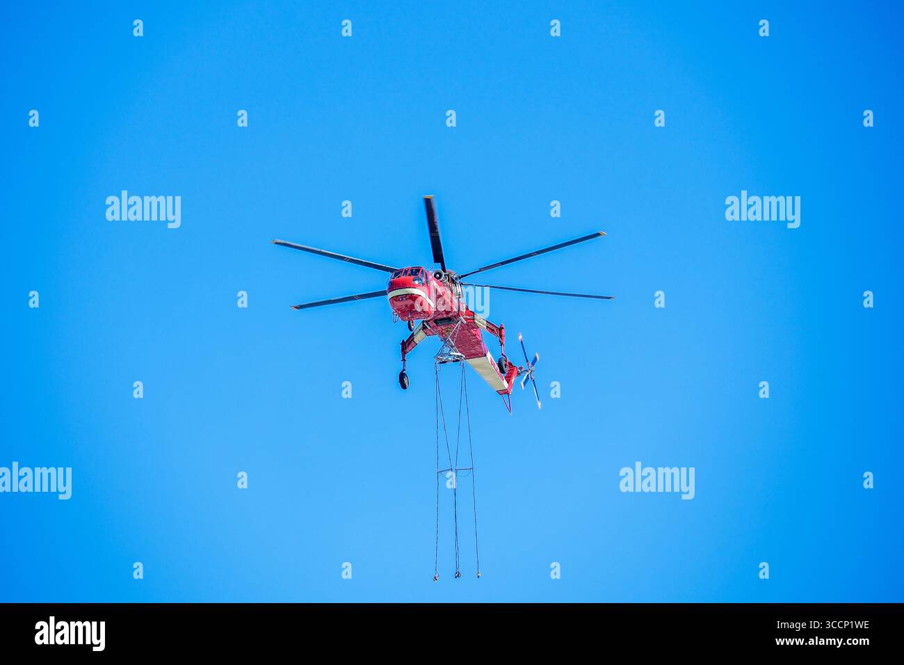 February 26, 2023, Minneapolis, Minnesota, USA: A Sikorsky S-64E ...