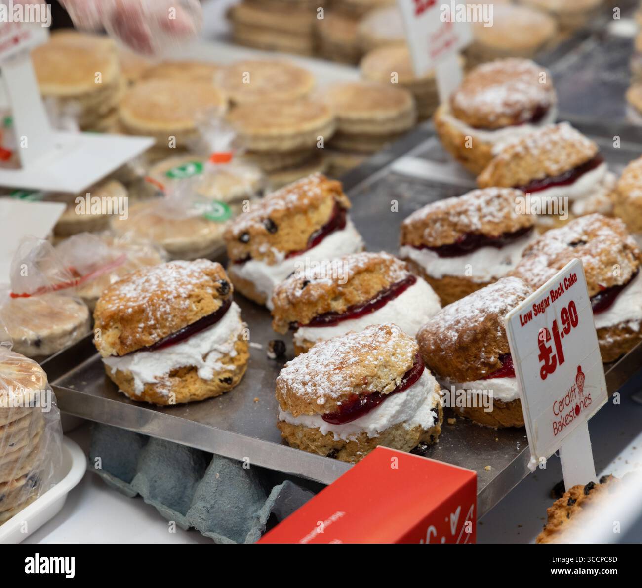 Cardiff uk august 2025 low hi-res stock photography and images - Alamy