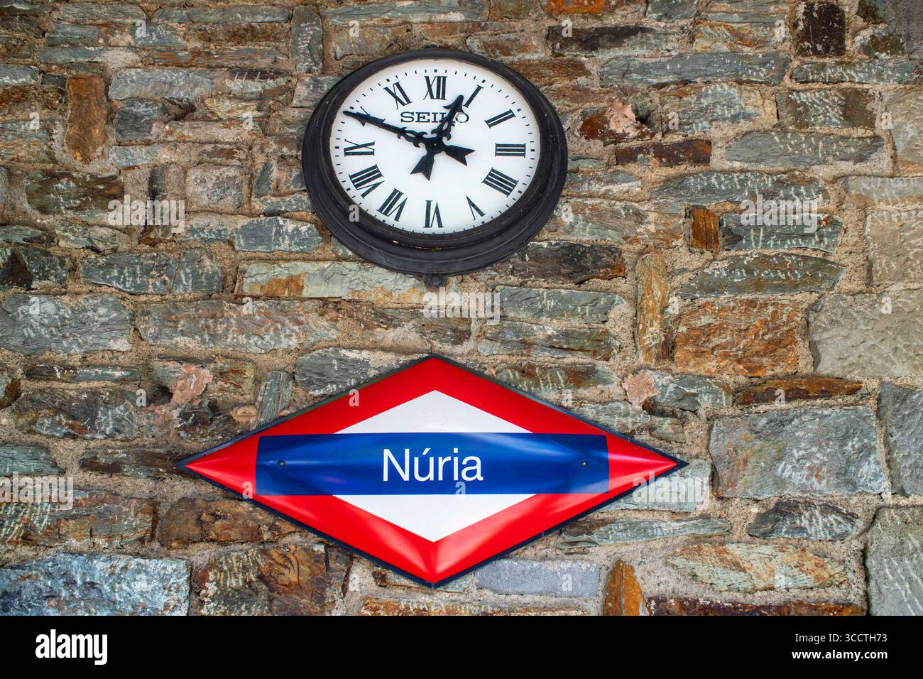 Cogwheel railway in valley nuria hi-res stock photography and images ...