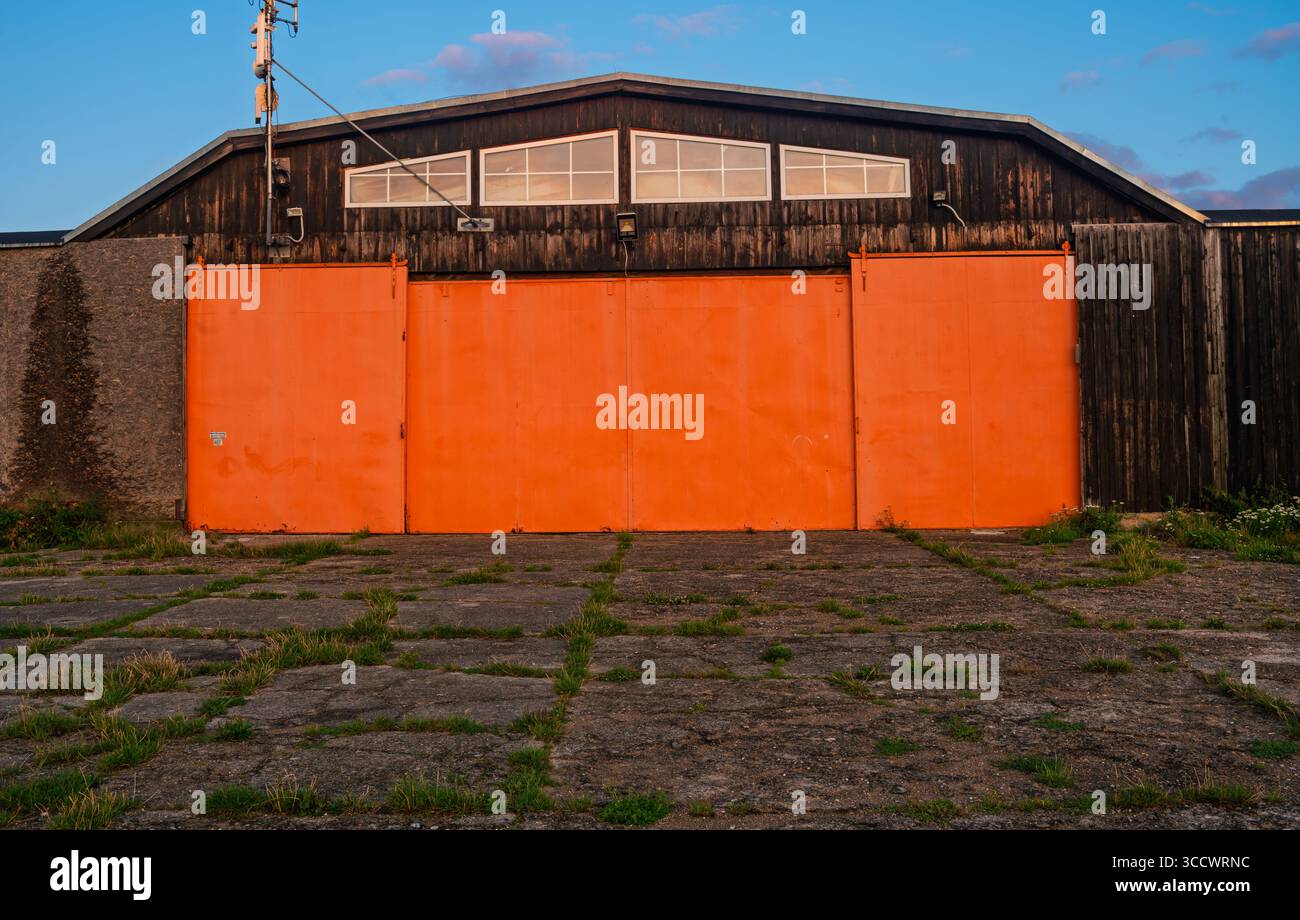 Old aircraft hangar field hi-res stock photography and images - Alamy