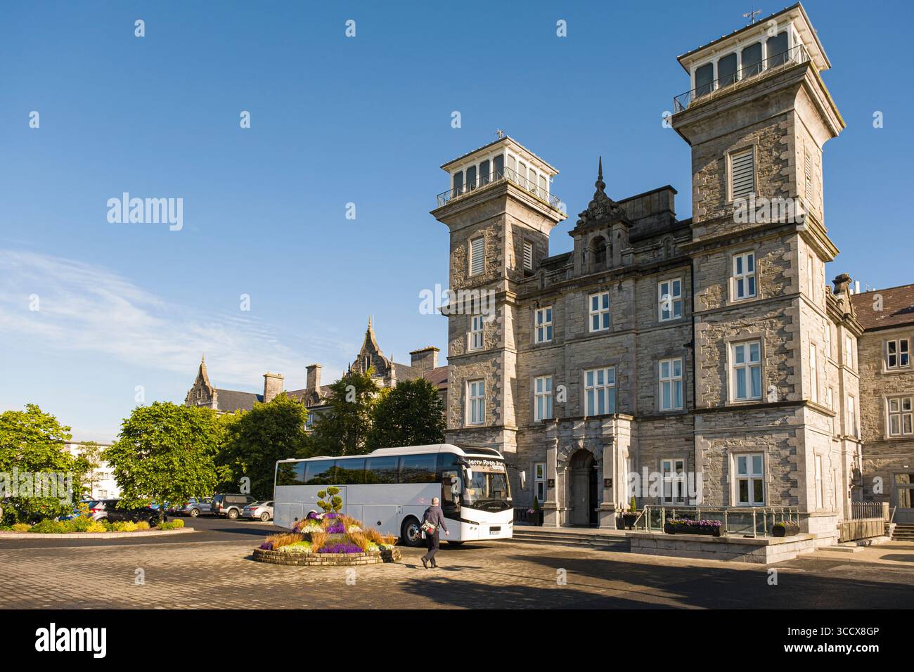Clayton Hotel Sligo in an impressive Elizabethan style building that ...