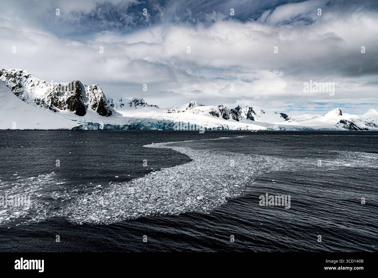 Antarctic glacial terrain hi-res stock photography and images - Alamy