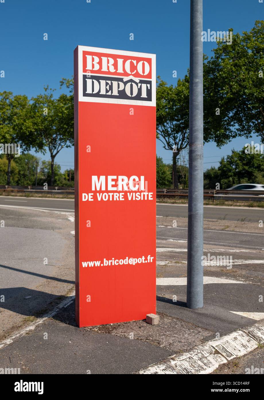 Brico Depot discount DIY store in Coignières, Yvelines, France, August ...