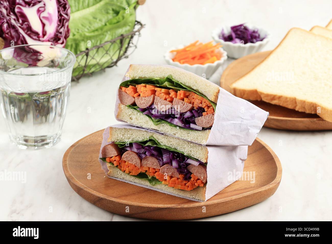 Sausage Sandwich with Carrot, Lettuce, and Purple Cabbage. Wanpaku ...