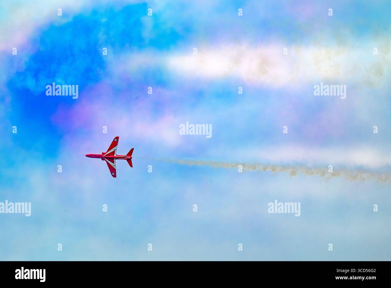 Blackpool, England - 10th August 2025: The Red Arrows performing an ...