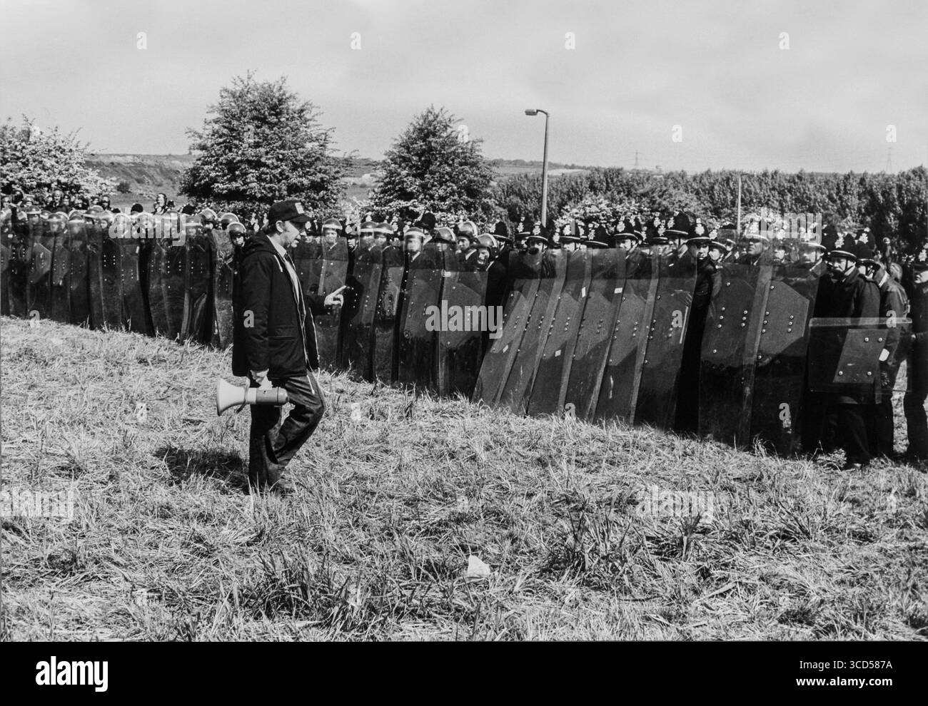 Miners strike 1984 Black and White Stock Photos & Images - Alamy