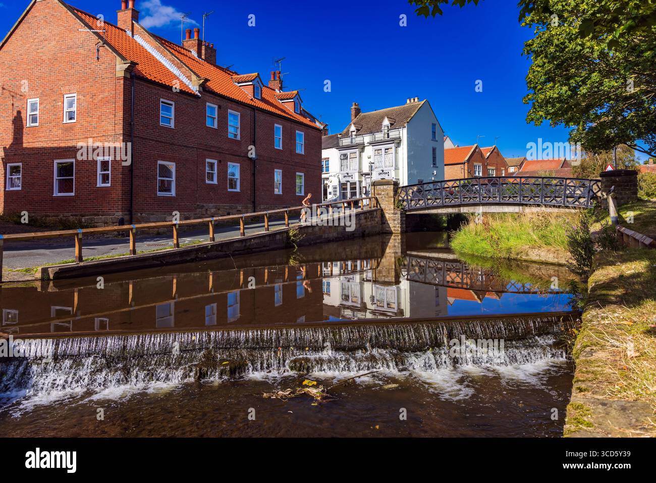 Weir, fish run, Plank Bridge on River Leven, Stokesley, North Yorkshire ...