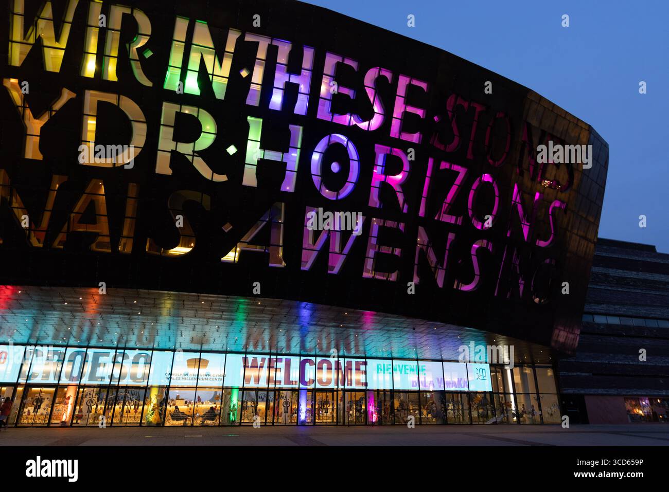 Cardiff uk august 2025 colorful hi-res stock photography and images - Alamy