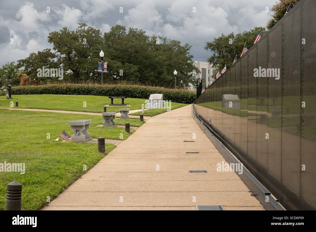 Wall remembrance honoring fallen hi-res stock photography and images - Alamy