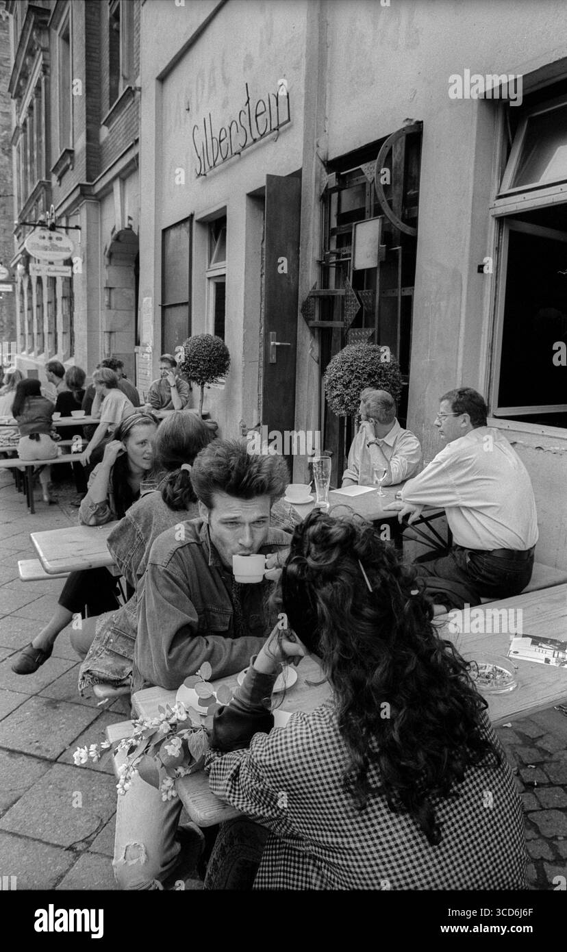 War era cafe Black and White Stock Photos & Images - Alamy