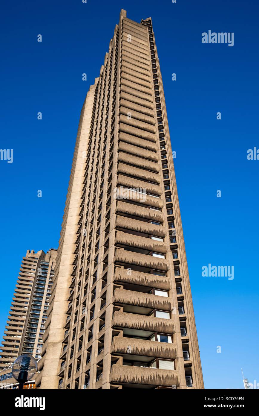 Shakespeare Tower, Barbican Estate, a residential complex, London ...