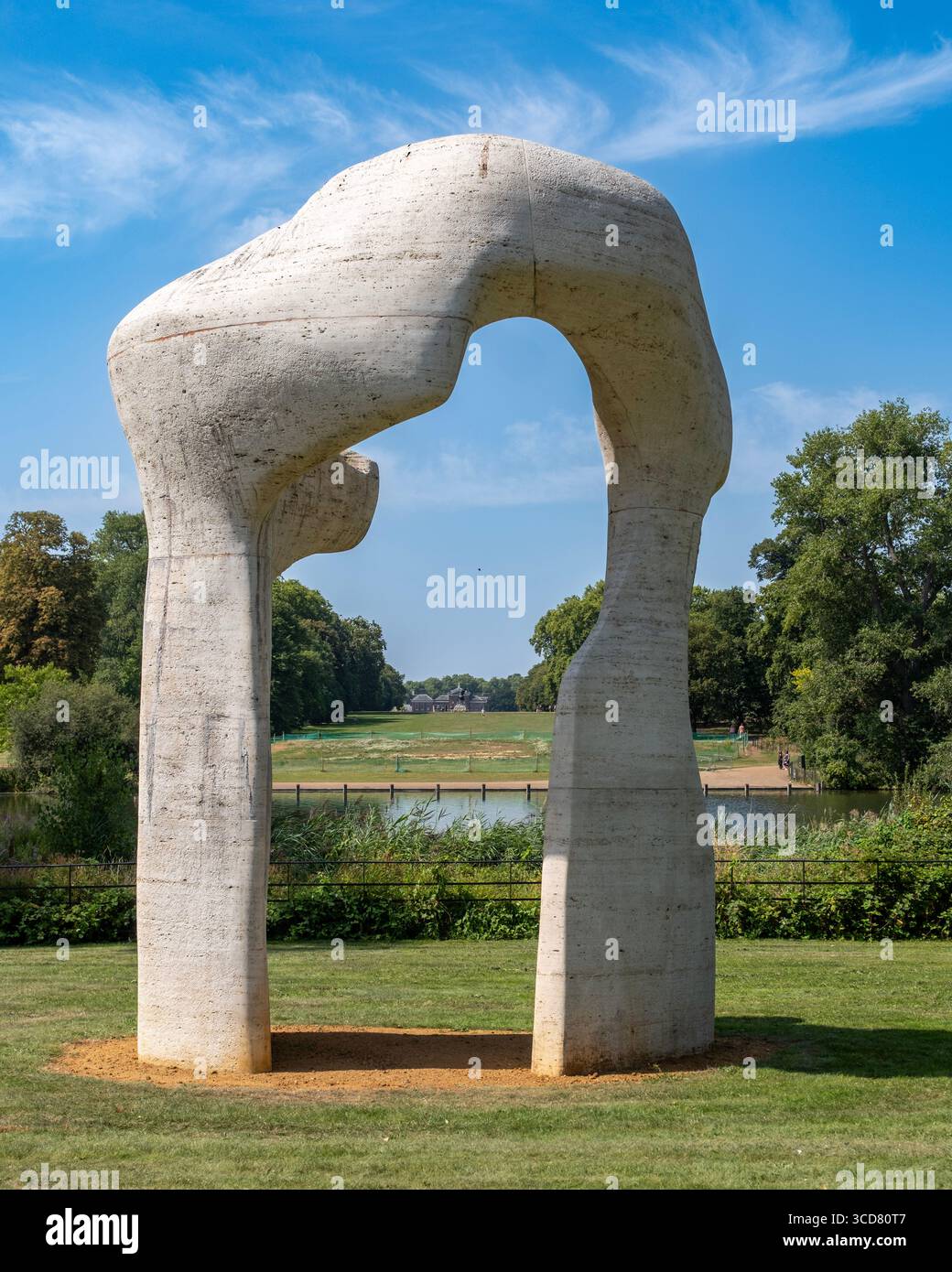 The Arch by Henry Moore in Kensington Gardens, London Stock Photo - Alamy