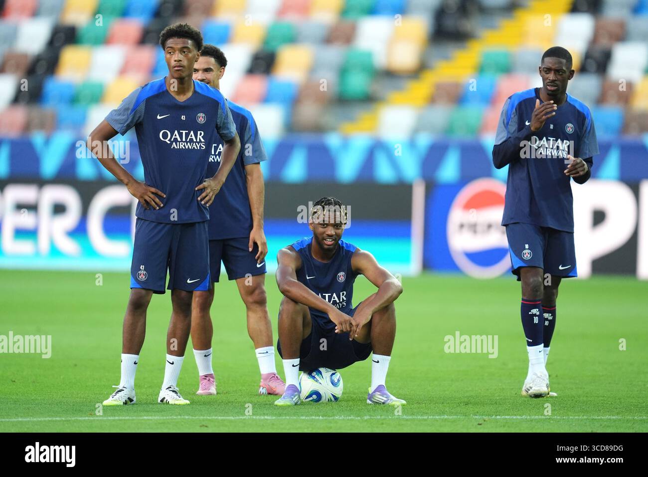 Bradley barcola psg ibrahim hi-res stock photography and images - Alamy