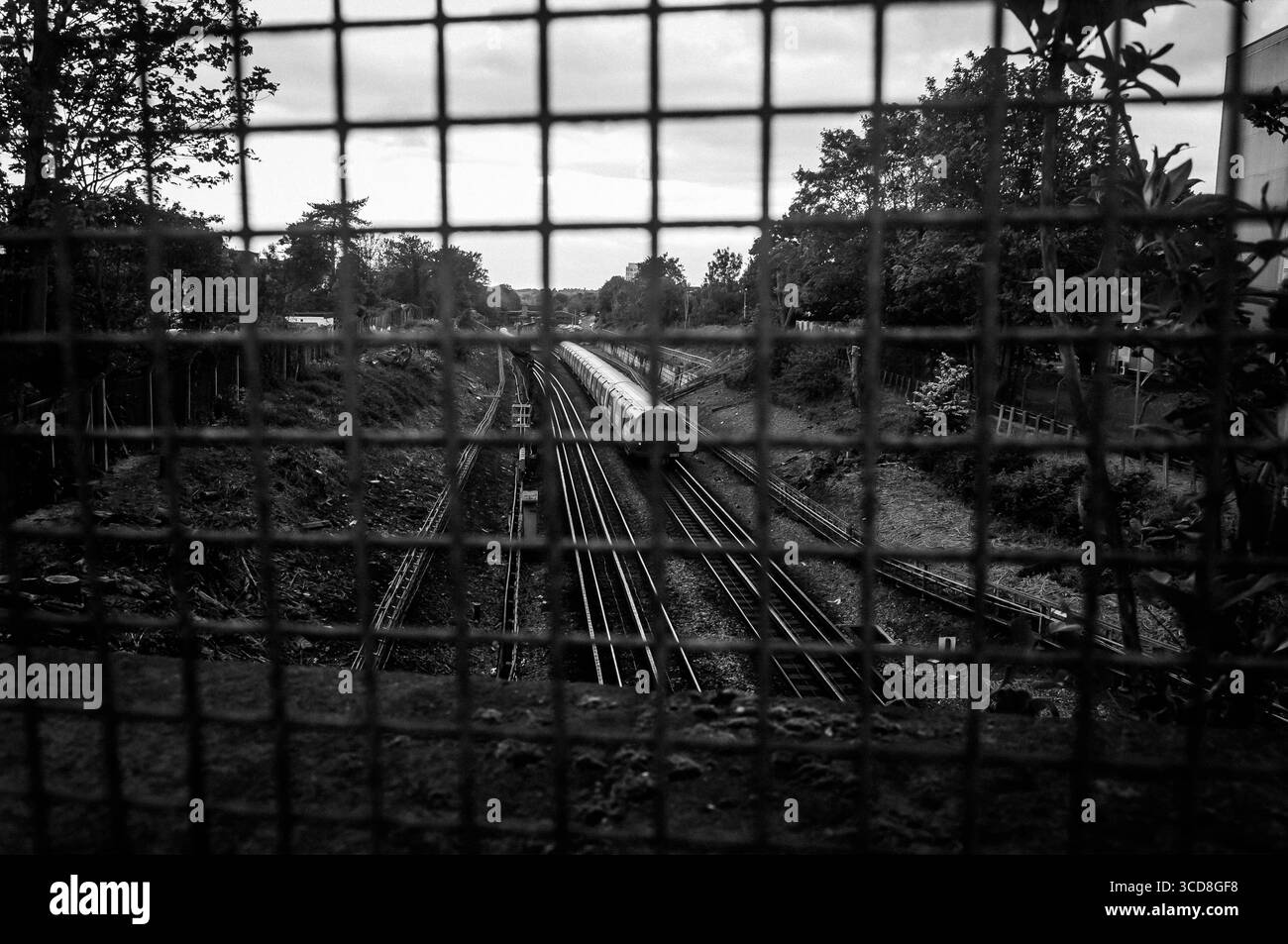 Metropolitan underground london Black and White Stock Photos & Images ...