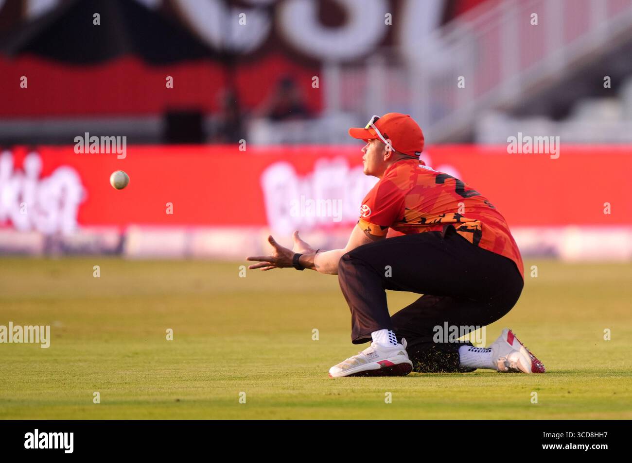 Birmingham Phoenix's Will Smeed catches out Oval Invincibles' Rashid ...