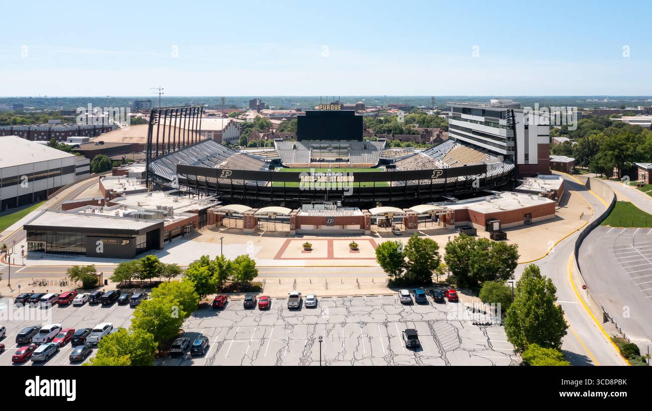 Aerial purdue university campus in hi-res stock photography and images ...
