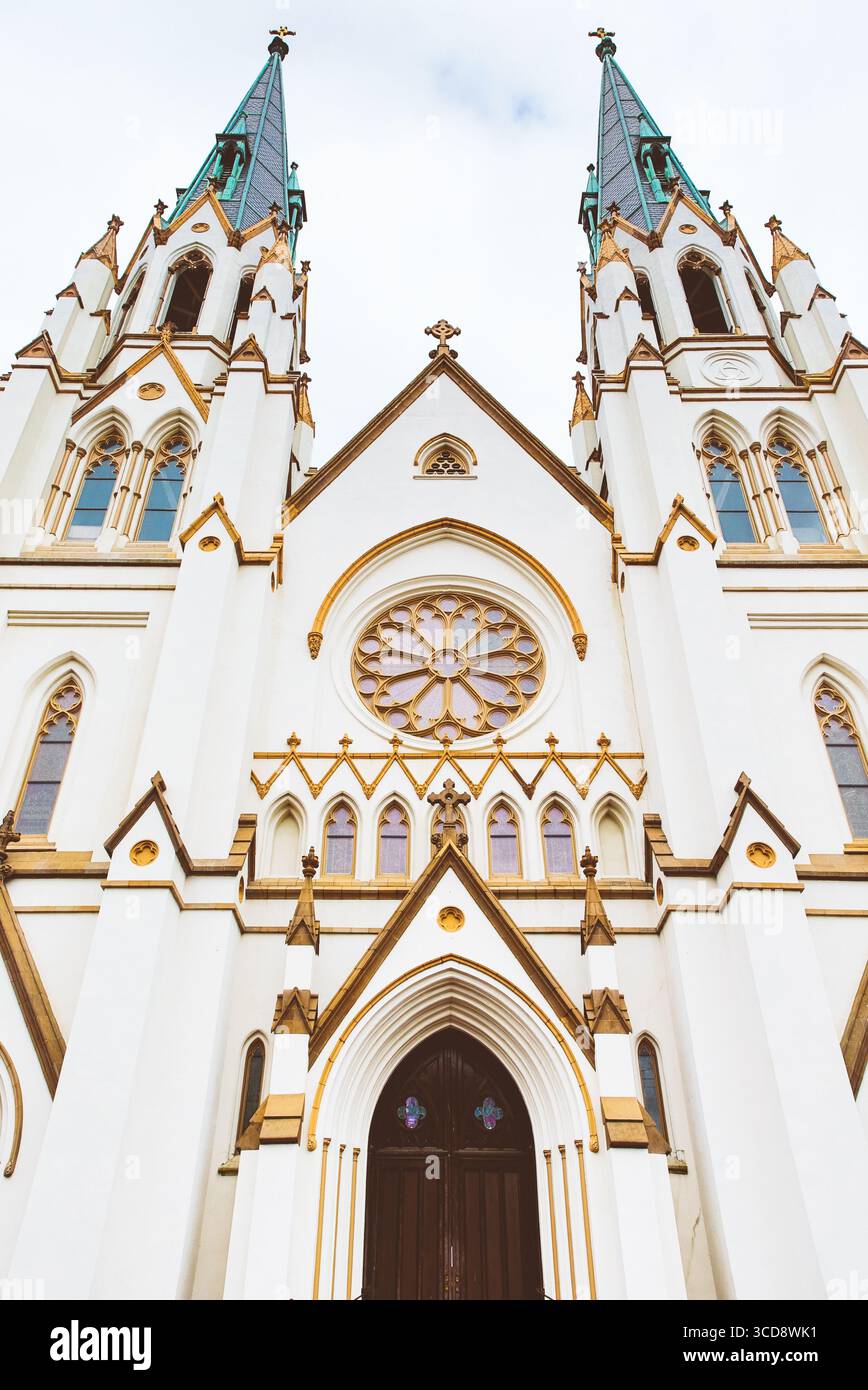 Southern gothic catholic church Stock Photo - Alamy