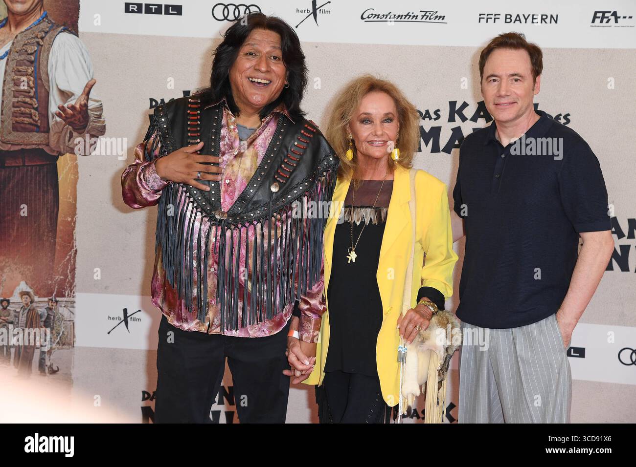 Alan Tafoya, Hella Brice, Michael Bully Herbig bei der Weltpremiere des ...