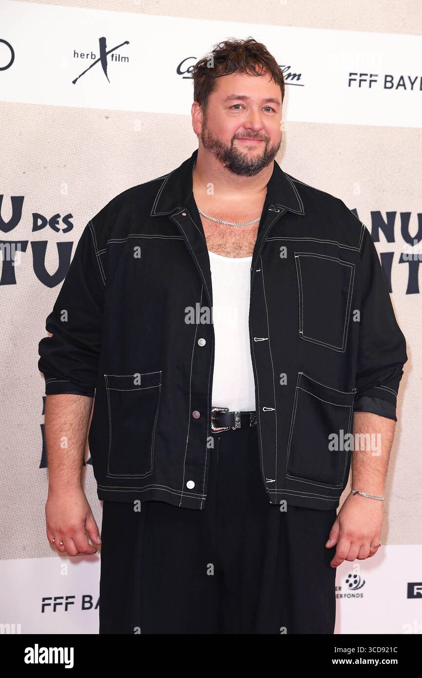 Daniel Zillmann bei der Weltpremiere des Kinofilms DAS KANU DES MANITU ...