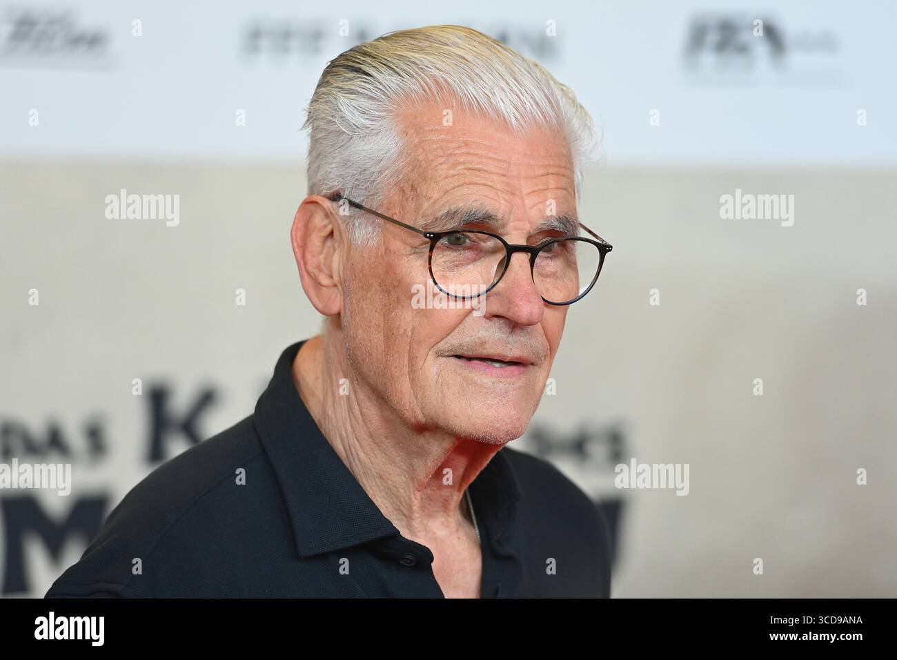 Sky DU MONT (actor), film premiere of THE CANOE OF MANITOU on August 12 ...