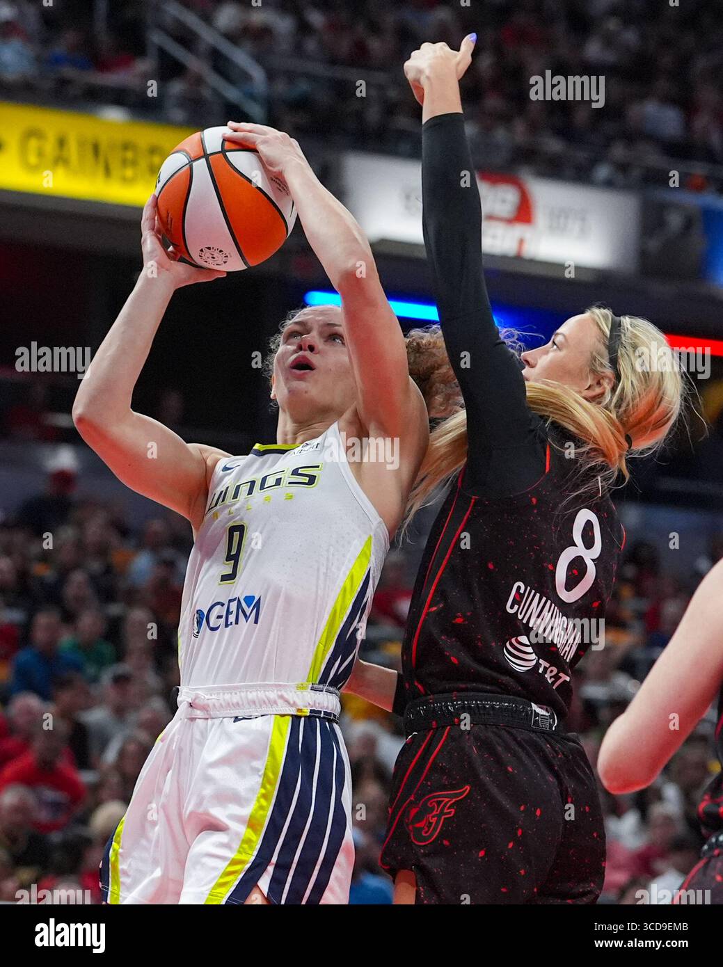 Dallas Wings guard Grace Berger (9) shoots in front of Indiana Fever ...