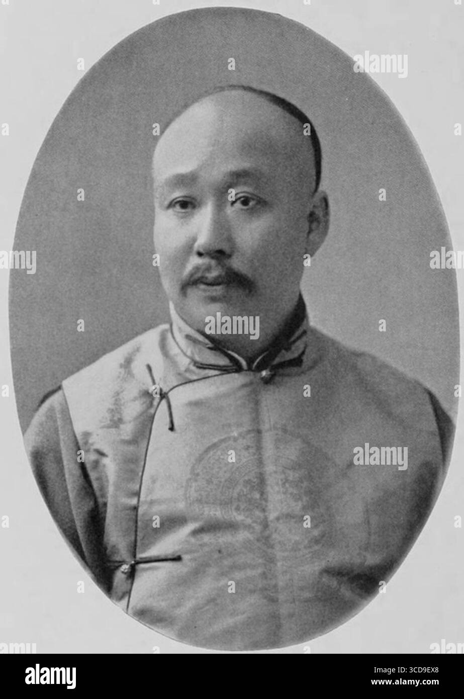 Chentung Liang Cheng photograph from the 1904 "Year book of the Holland ...