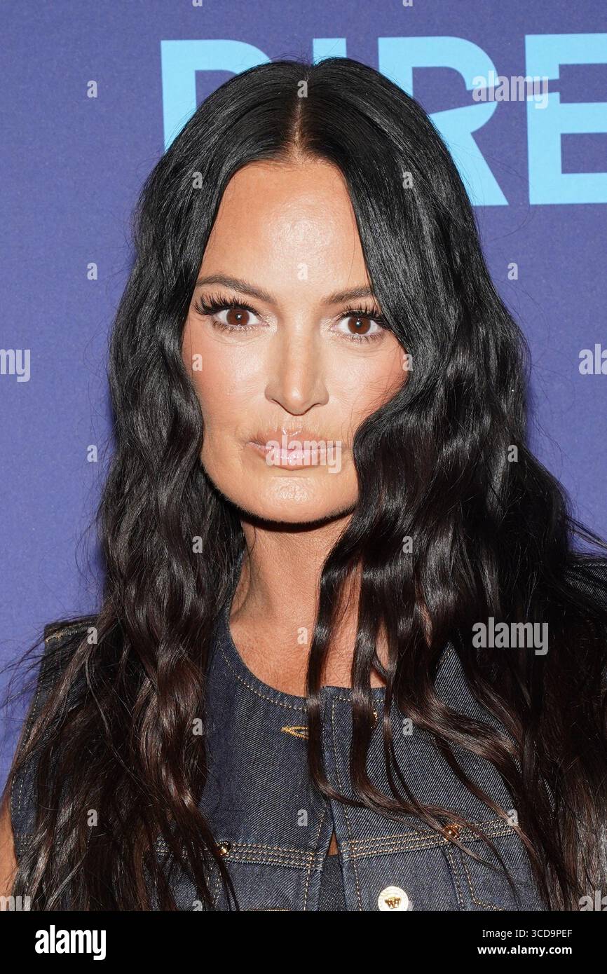 Lisa Barlow at arrivals for DIRECTV Plot Twist Featuring Bravo, The ...