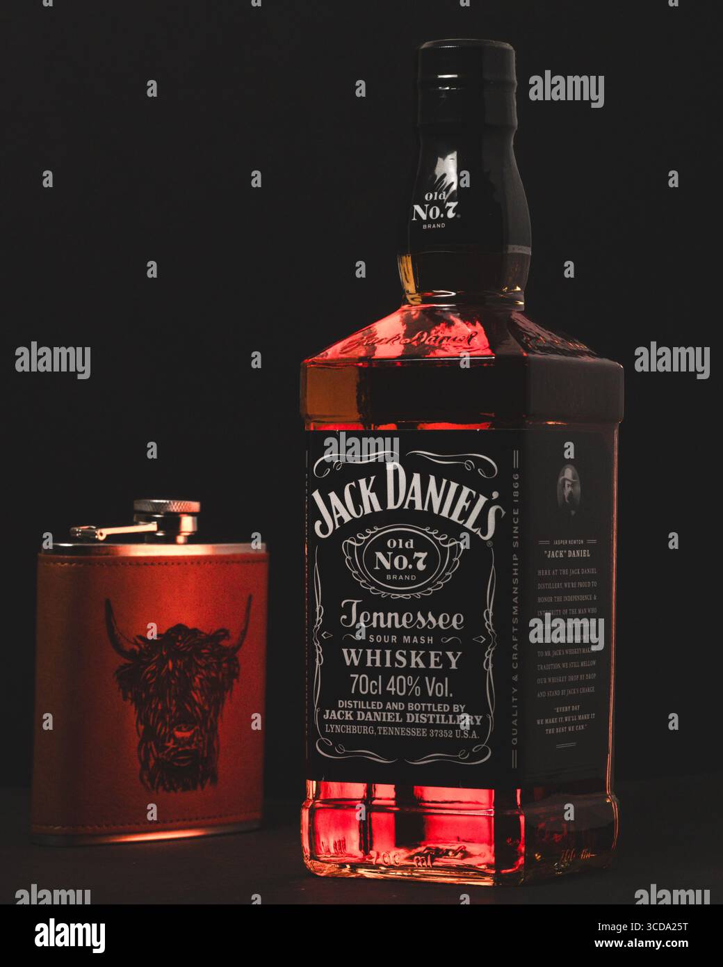 Bourbon bottle vector illustration hi-res stock photography and images ...