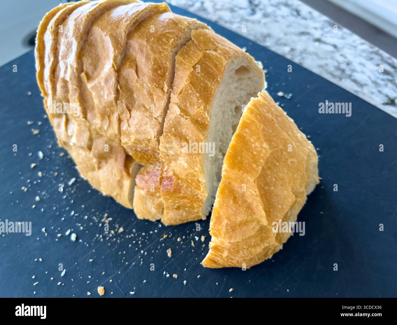 Sliced loaf on counter hi-res stock photography and images - Alamy