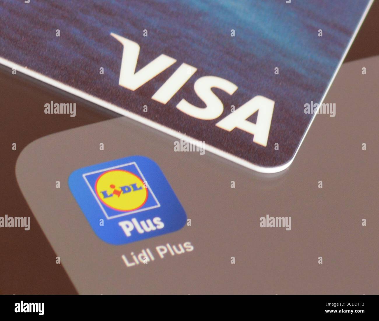 Lidl plus card hi-res stock photography and images - Alamy