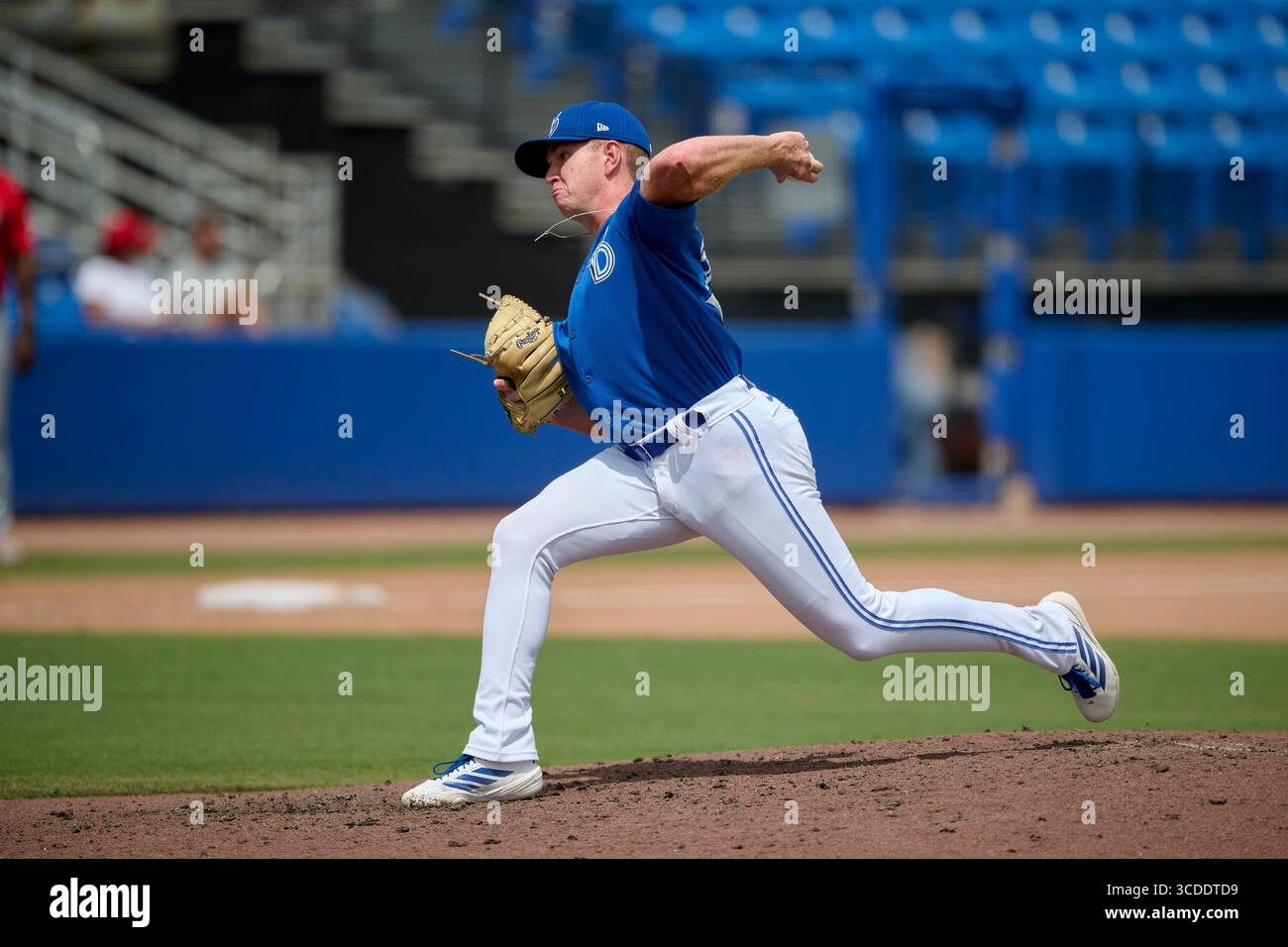 Dunedin Blue Jays pitcher Carson Myers (26) during an MiLB Florida ...