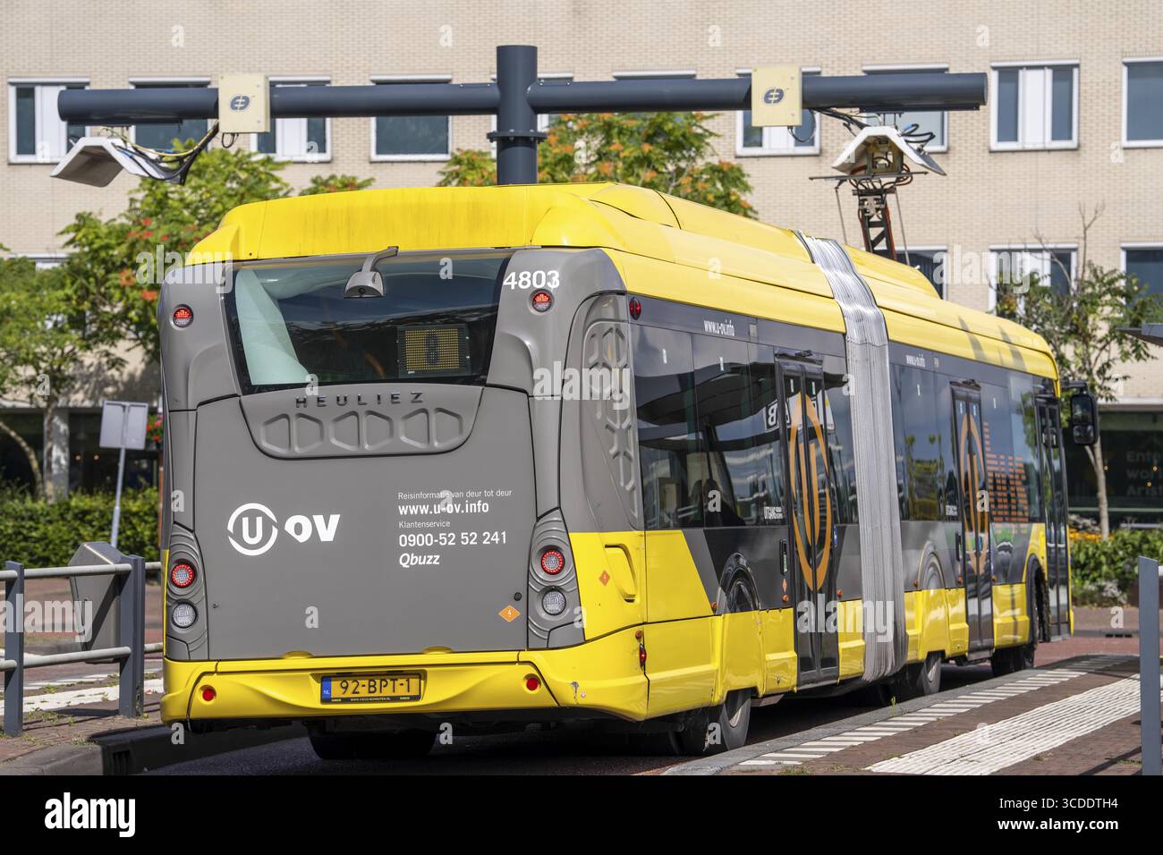 U-OV bus station at Utrecht-Lunetten railway station, electric bus ...
