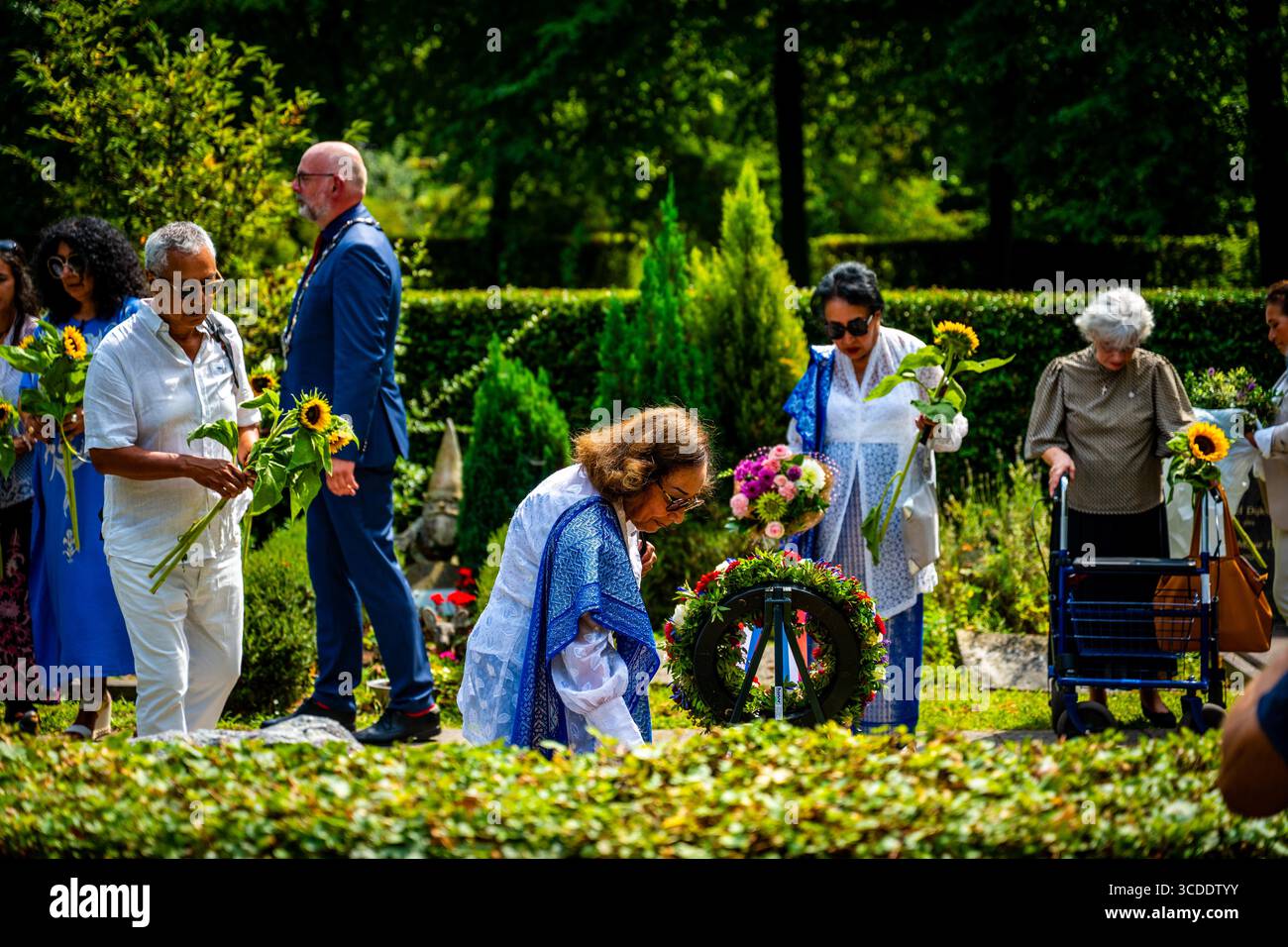 LEIDSCHENDAM-VOORBURG - Relatives and interested parties attended a ...