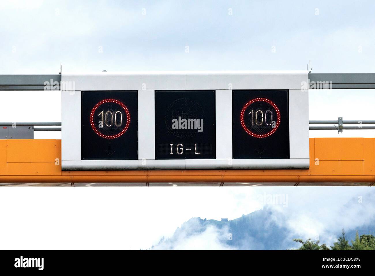 Digitale Überkopfanzeige, Immissionsschutzgesetz Tempo 100 ...