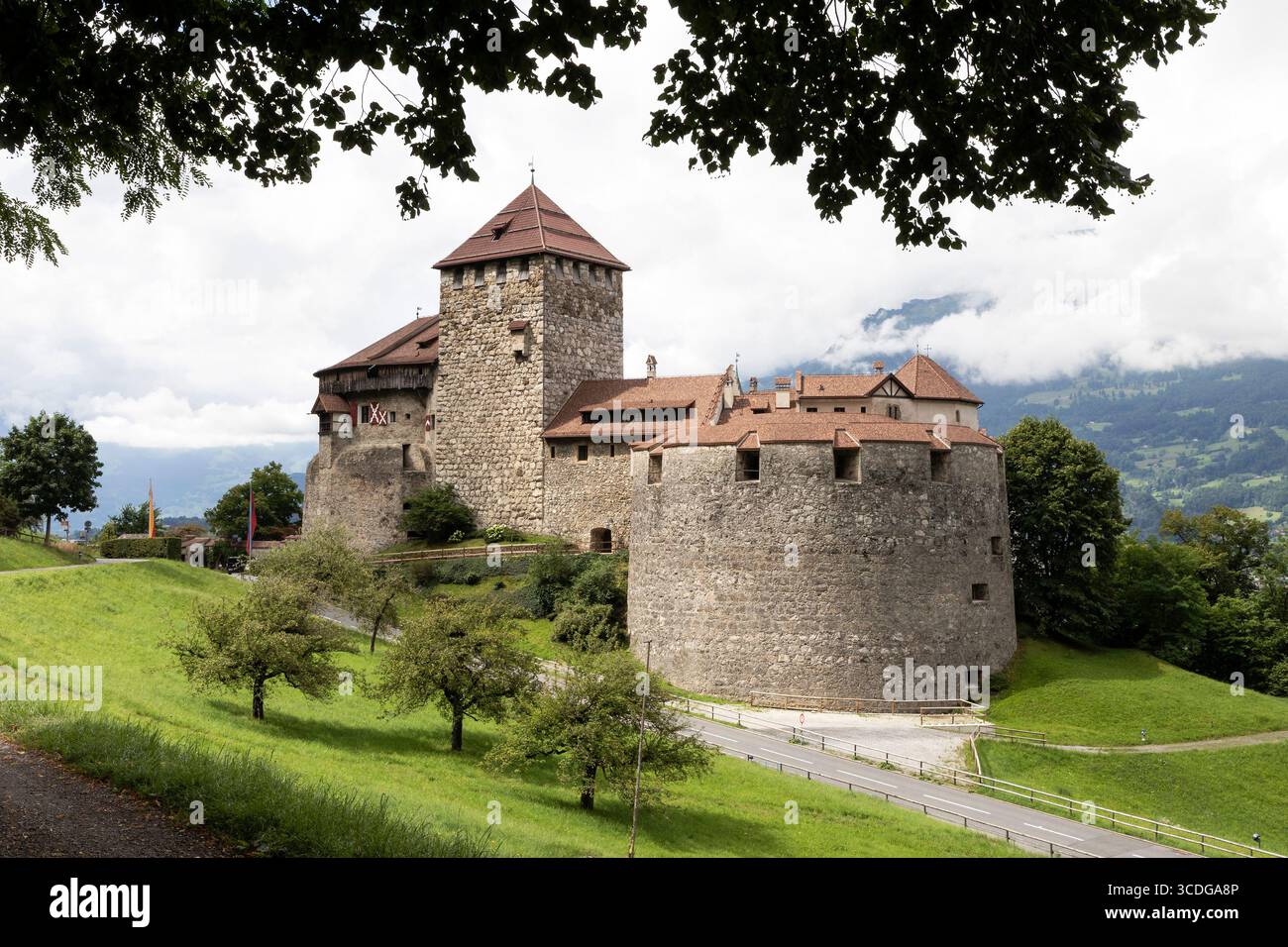 Schloss Vaduz, Wahrzeichen und Sitz des Fürstenhauses Liechtenstein ...