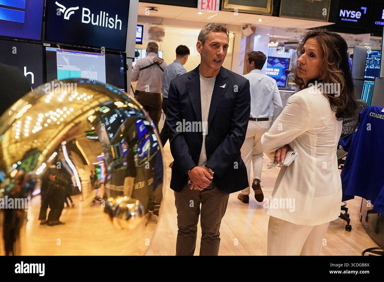 Bullish co-founder and CFO David Bonanno talks with NYSE President Lynn ...