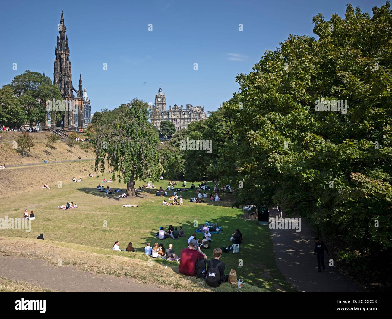 Edinburgh city centre, Scotland, UK. 13 August 2025. 26 degrees ...