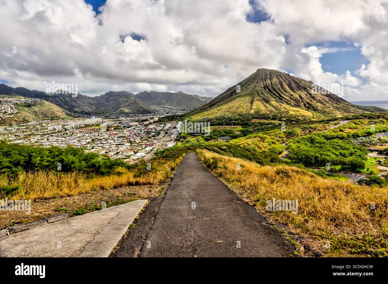 Scenery around Hanauma Bay and Koko Crater on Oahu Stock Photo - Alamy