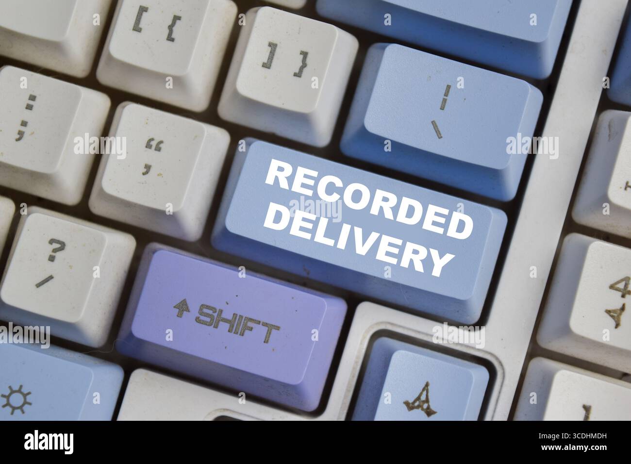 Parcel delivery cost icon hi-res stock photography and images - Alamy