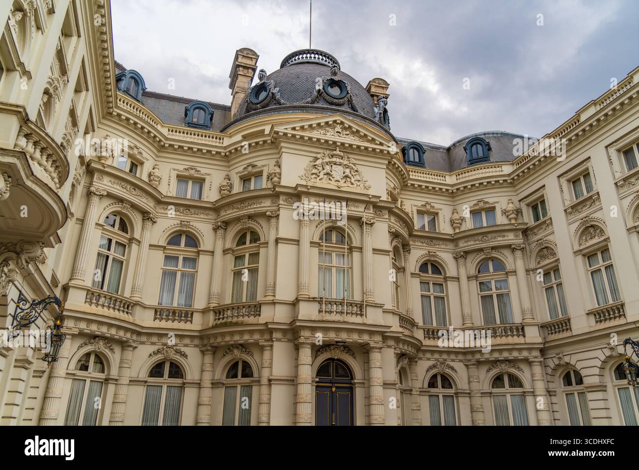 Court of audit belgium hi-res stock photography and images - Alamy