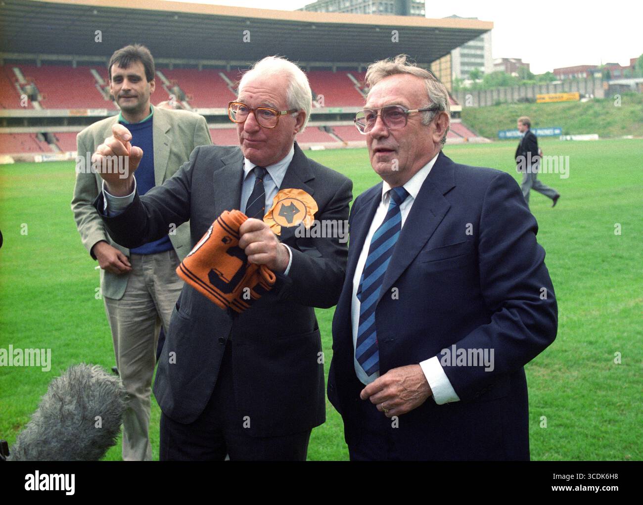 Sir Jack Hayward takes over Wolves with his hero Billy Wright 10/5/1990 ...