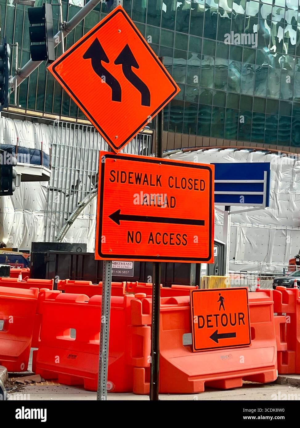 Under construction road signs smartphone stock photos and images - Alamy