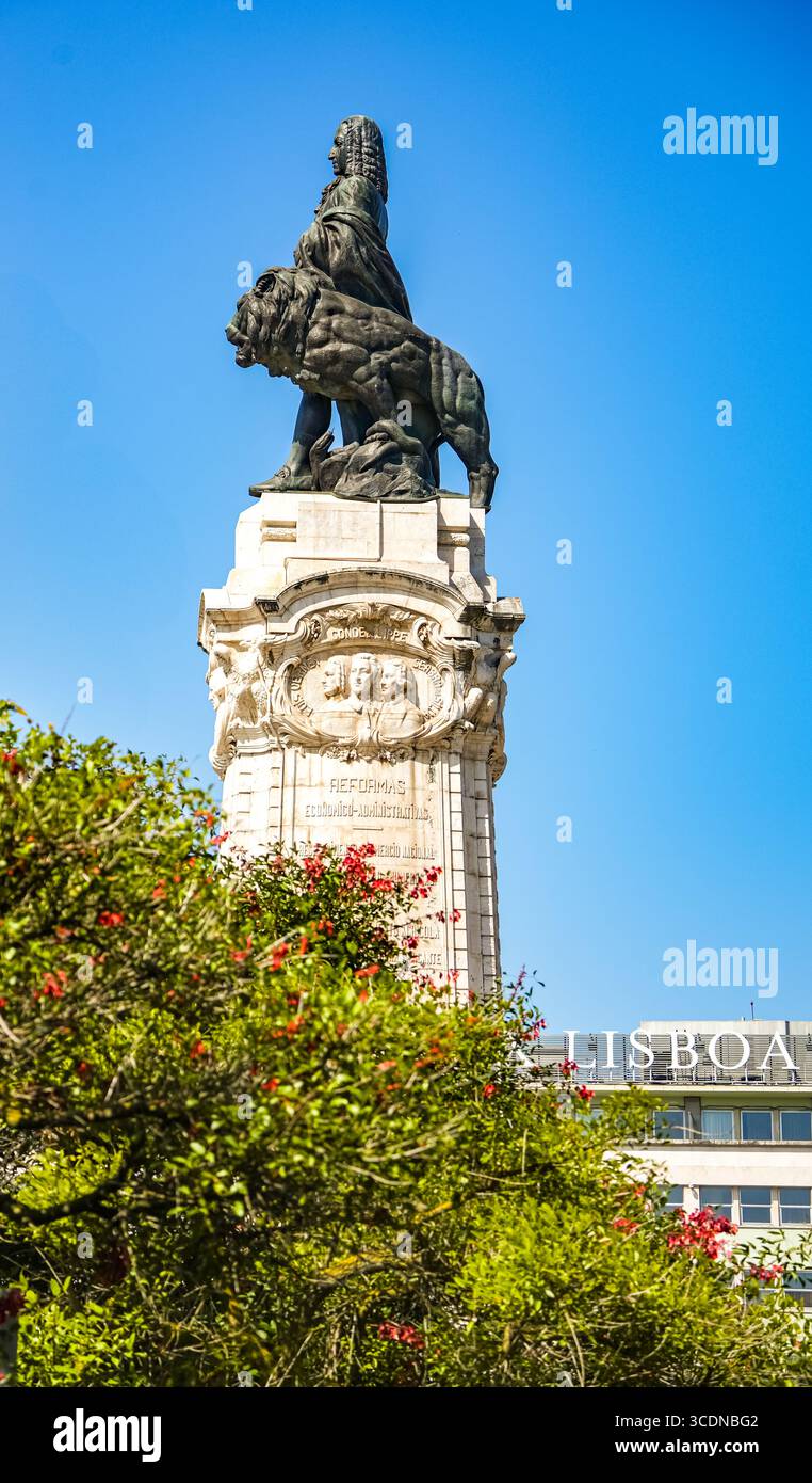 Statue of Marquês de Pombal at Avenida da Liberdade, Lisbon, Portugal ...