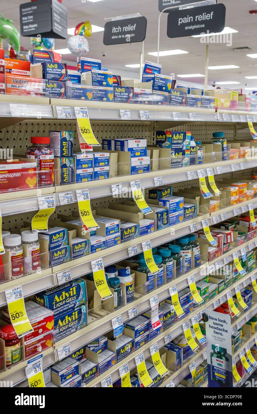 Sale signs in english spanish hi-res stock photography and images - Alamy