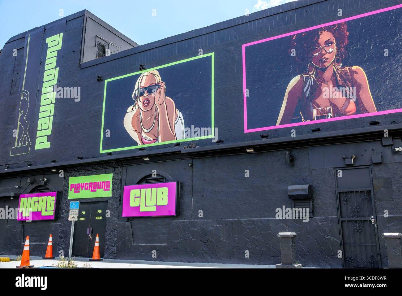 Cartoon style illustrated women artwork murals hi-res stock photography ...