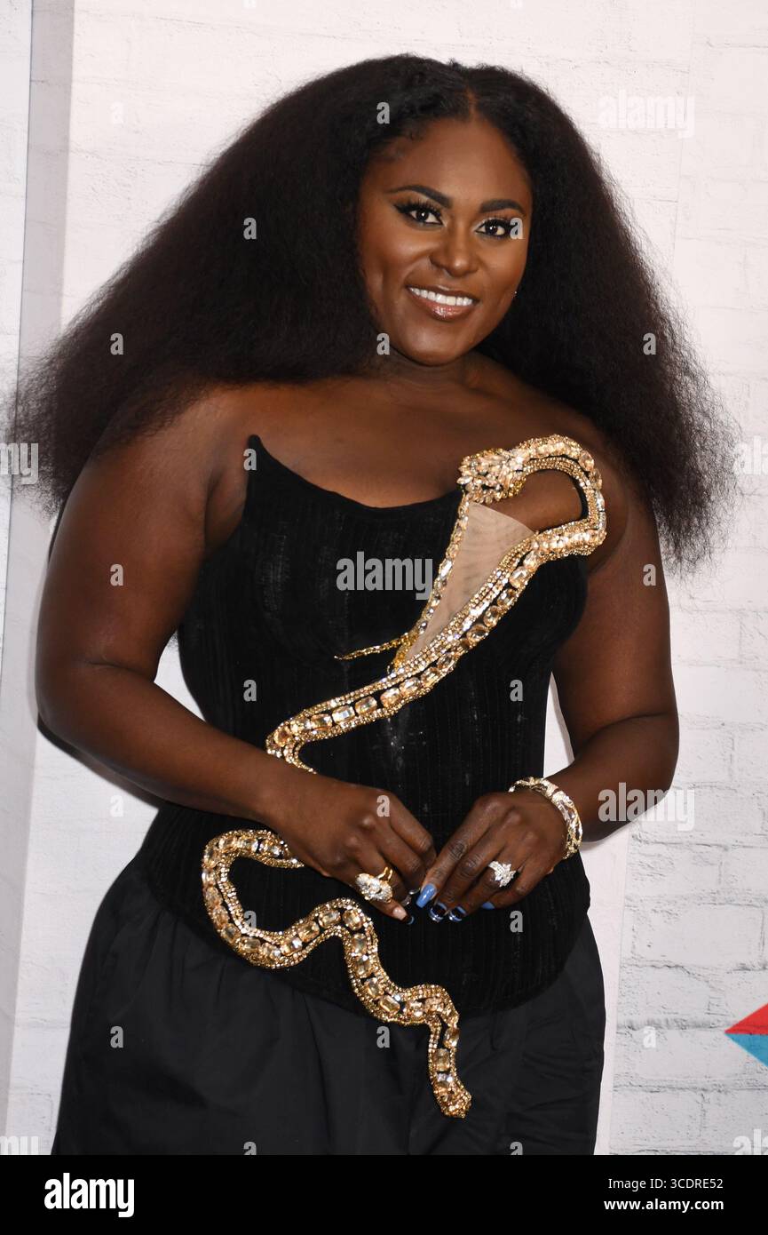 Danielle brooks peacemaker season 2 hi-res stock photography and images ...
