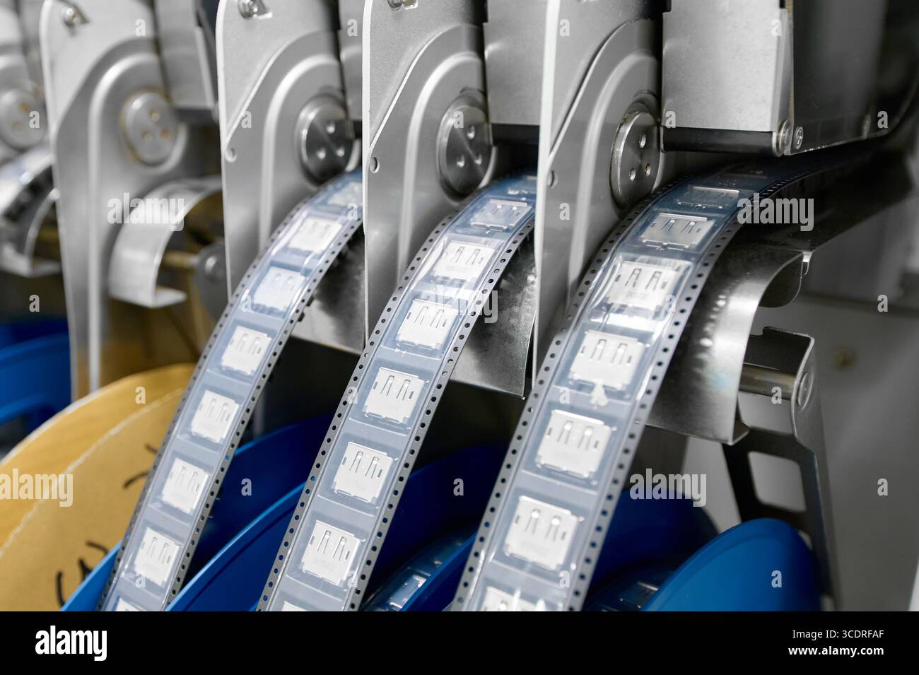 Plastic tape on tape-and-reel packaging machine for SMT components in ...